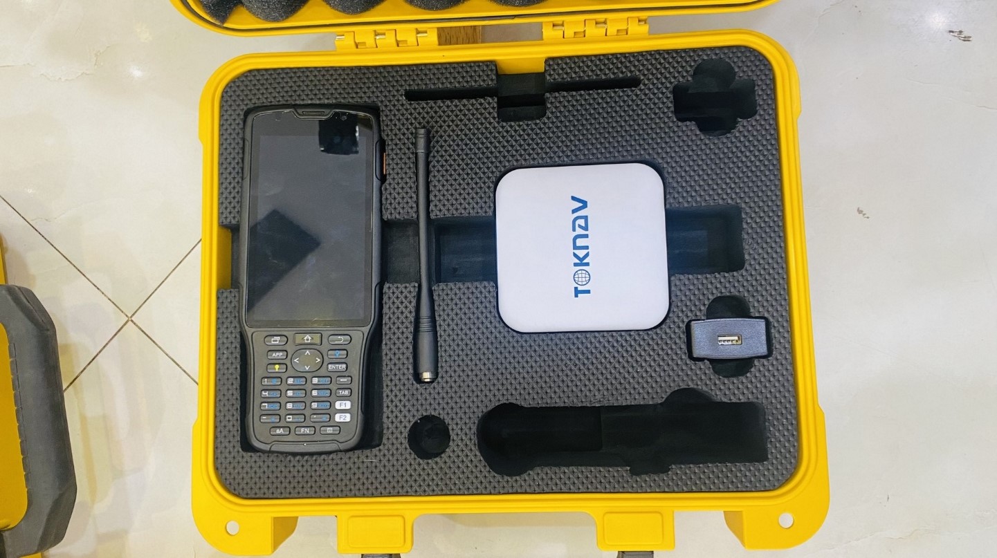 Giá cho thuê máy định vị vệ tinh GPS RTK rẻ nhất